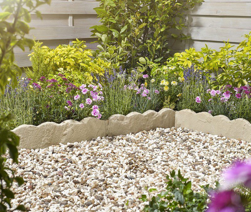 Scalloped Garden Edging